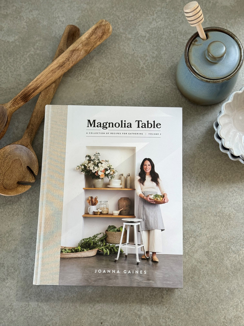 Magnolia Table - Volume 2 – Evergreene